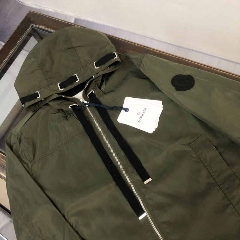 Inexpensive Moncler Outwear
