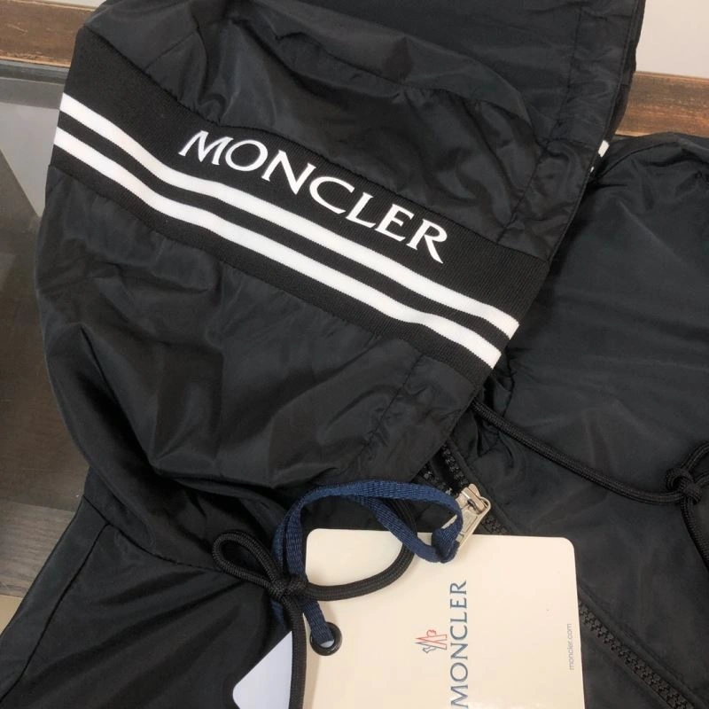 Brand-original Moncler Outwear