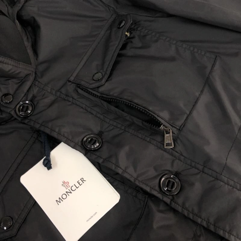 Top match Moncler Outwear