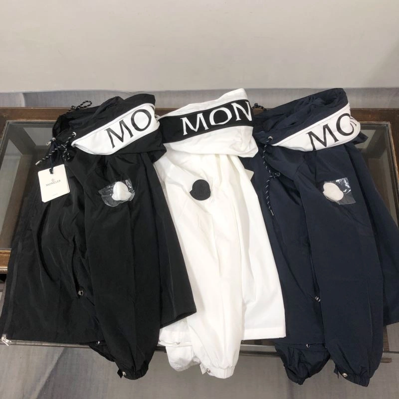 Bargain Moncler Outwear