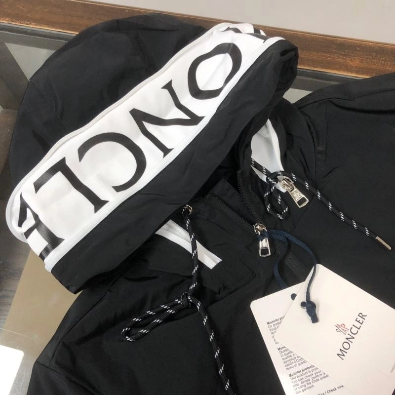 Bargain Moncler Outwear