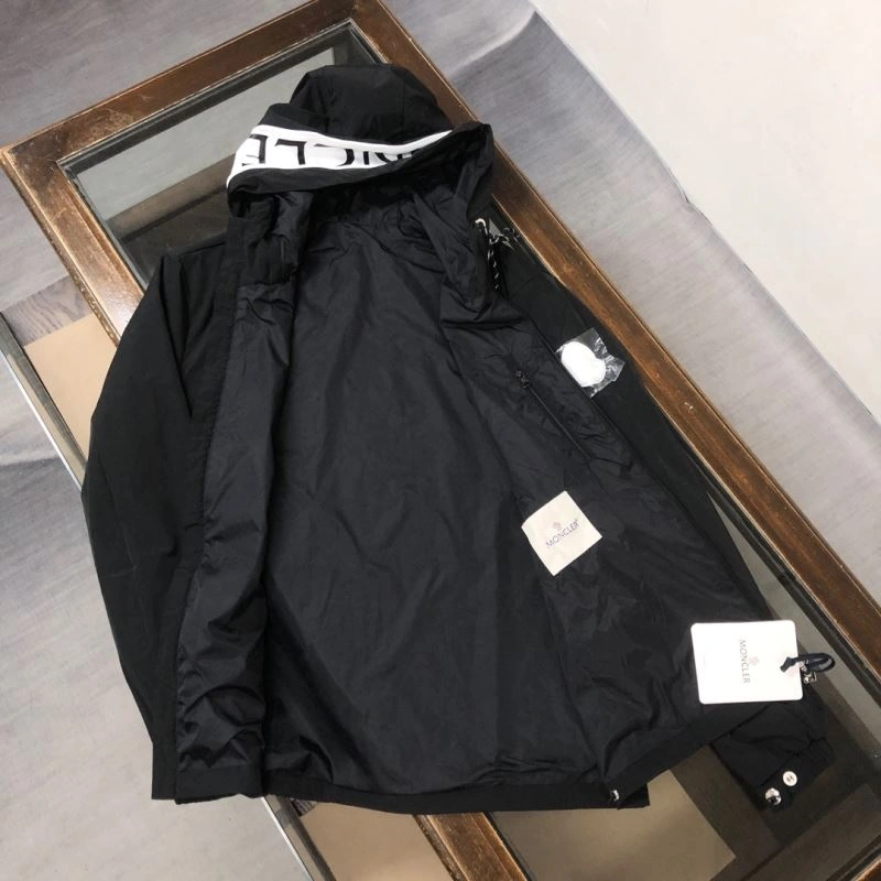 Bargain Moncler Outwear