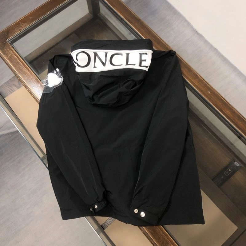 Bargain Moncler Outwear