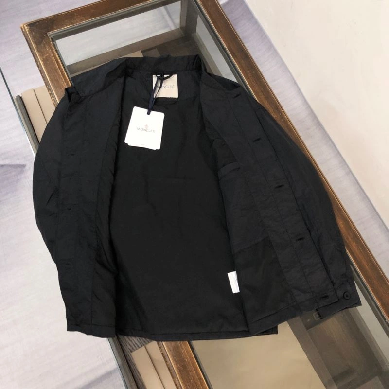 High fidelity Moncler Outwear
