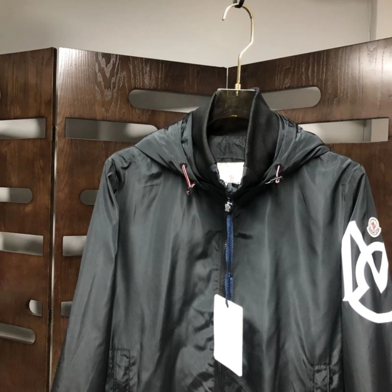 Low-cost Moncler Outwear