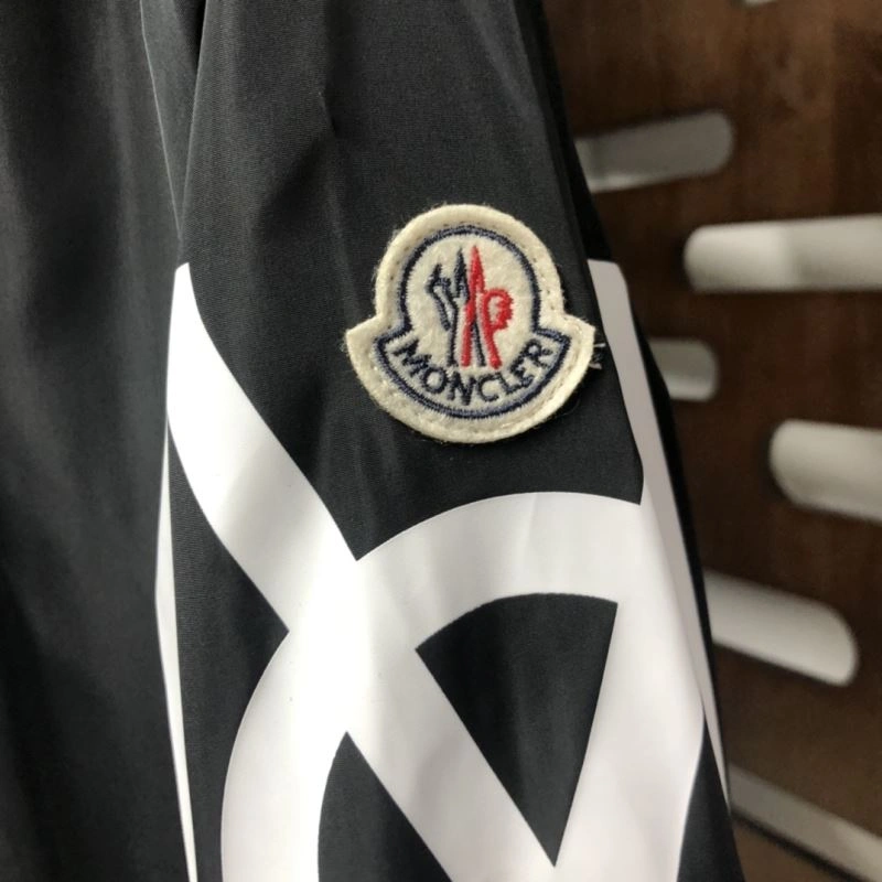 Low-cost Moncler Outwear