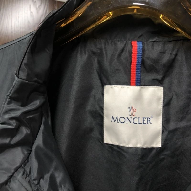 Top match Moncler Outwear