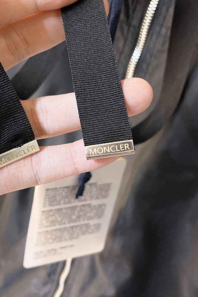 Official Moncler Outwear