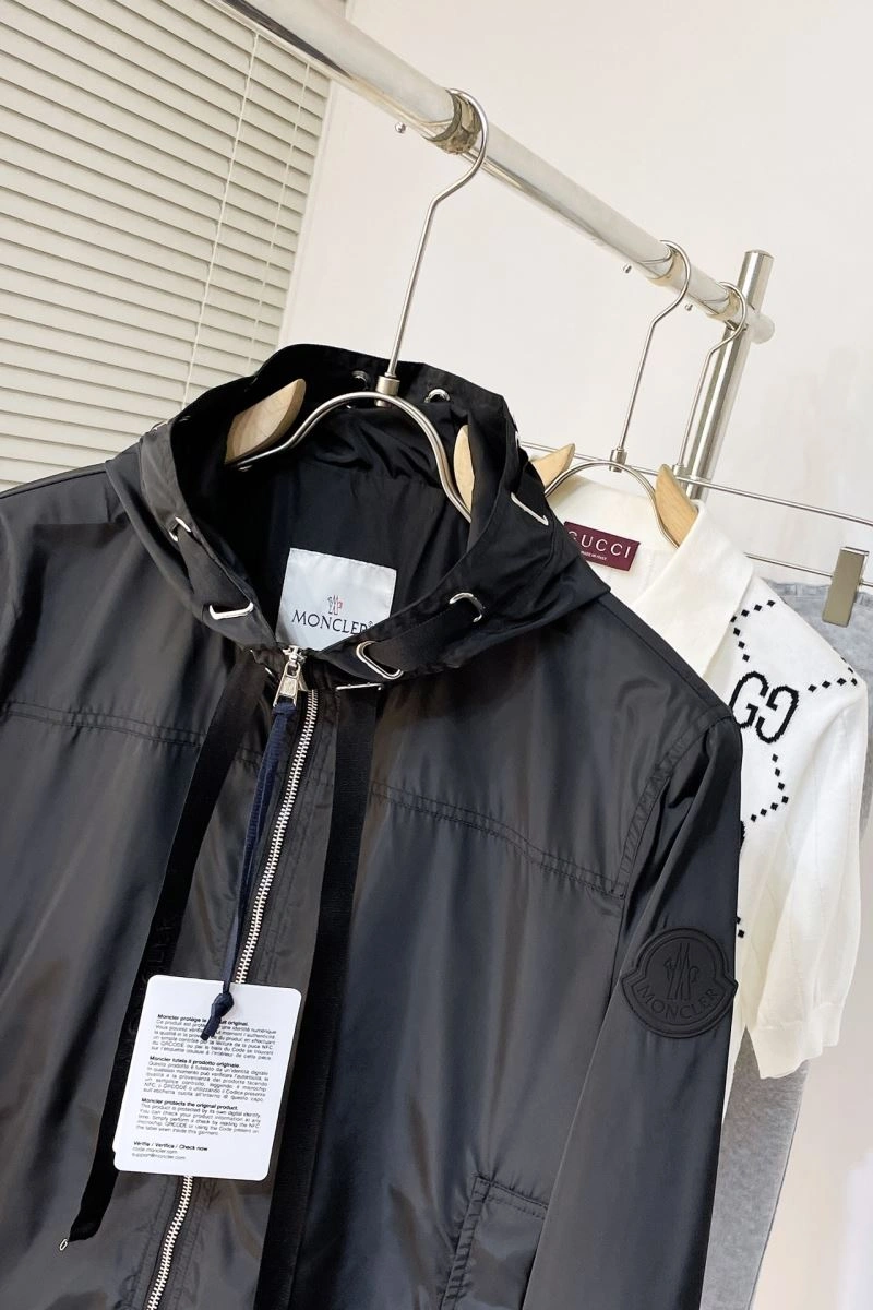Official Moncler Outwear