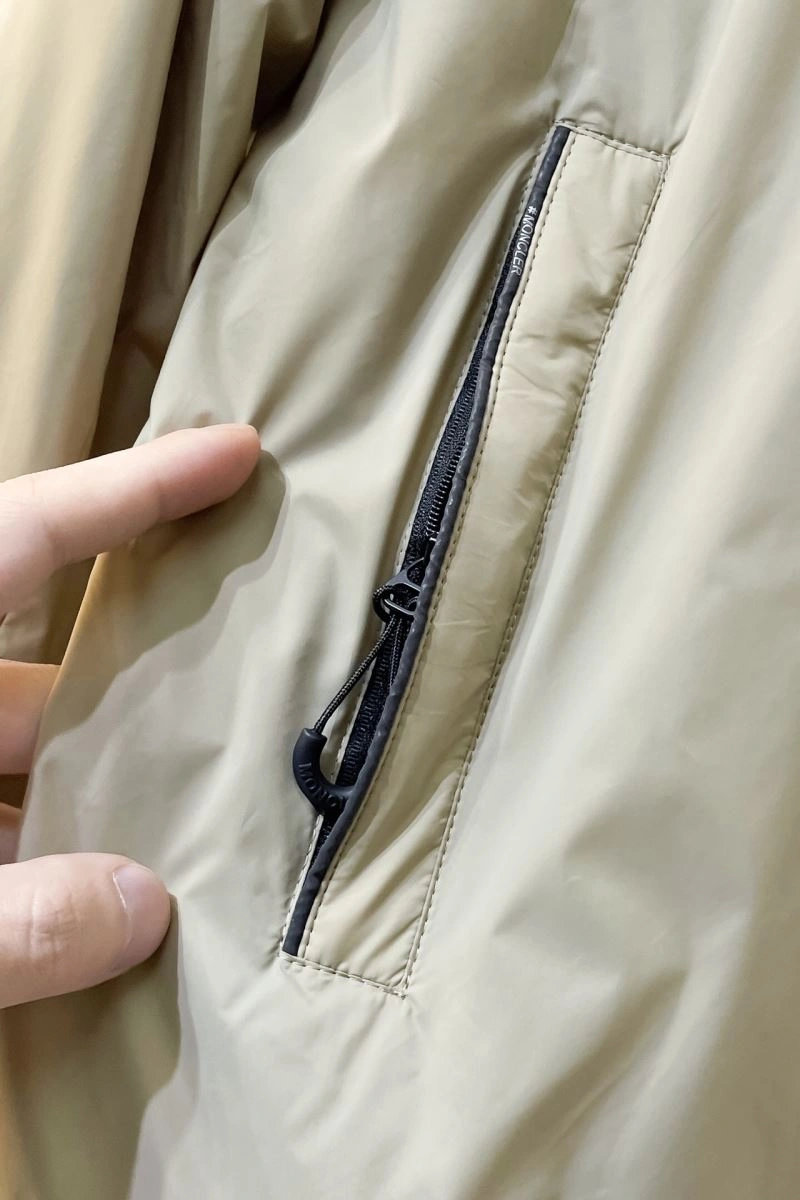 Bargain Moncler Outwear