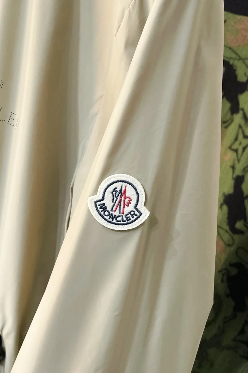 Bargain Moncler Outwear
