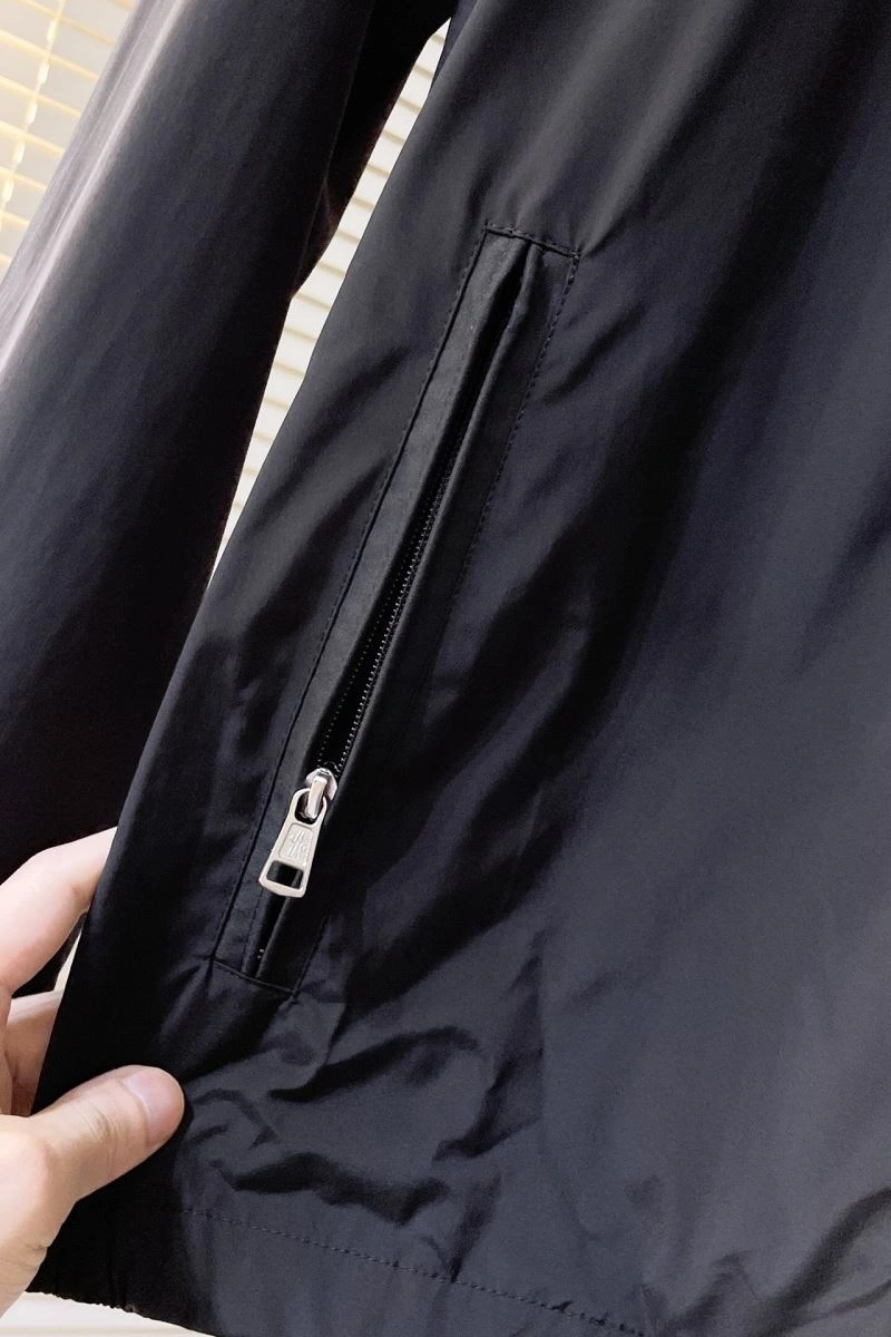 Official Moncler Outwear