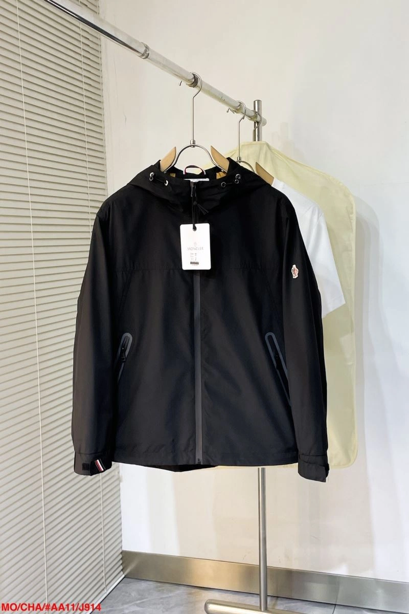 Discounted Moncler Outwear
