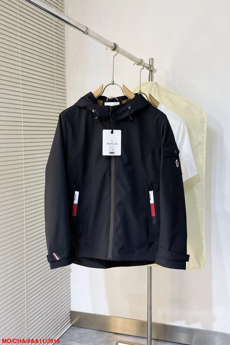 Accurate model Moncler Outwear
