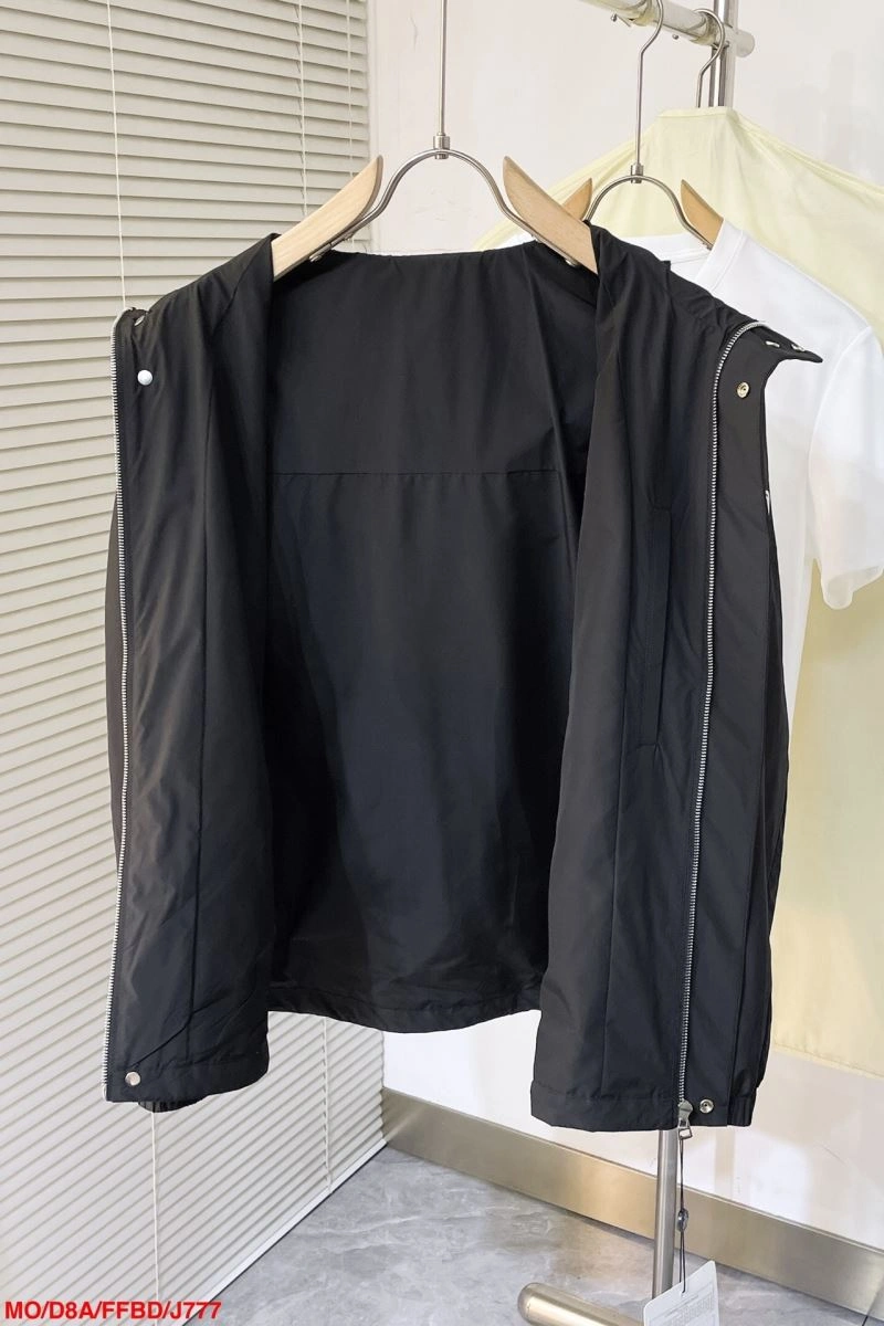 Accurate model Moncler Outwear