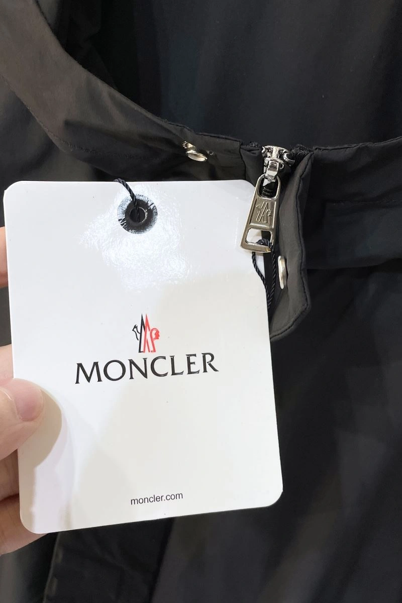 Accurate model Moncler Outwear