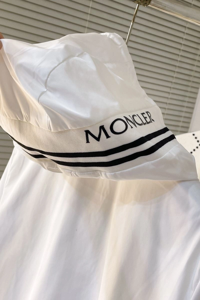 Precise copy Moncler Outwear