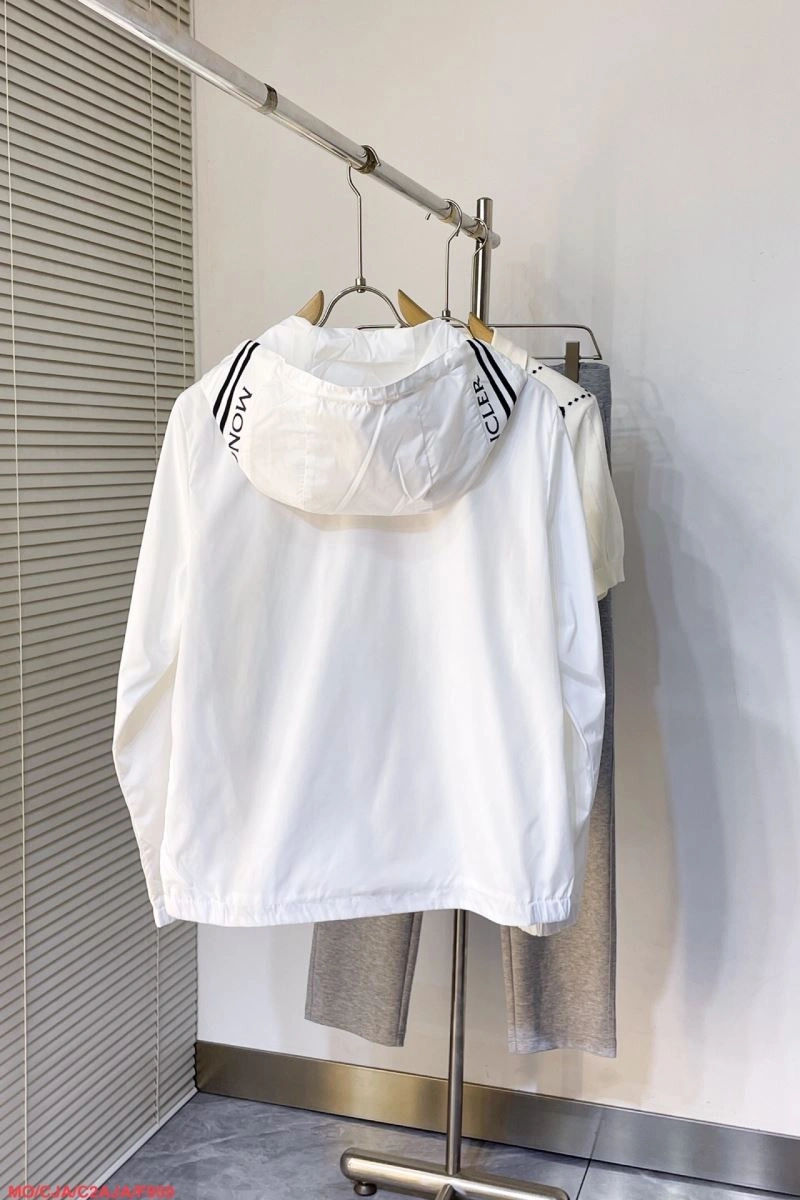 Precise copy Moncler Outwear