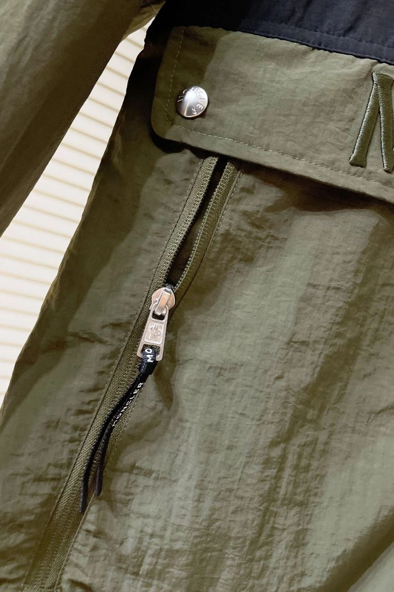 Precise copy Moncler Outwear