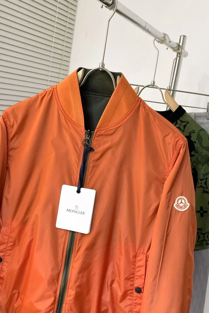 Accurate model Moncler Outwear