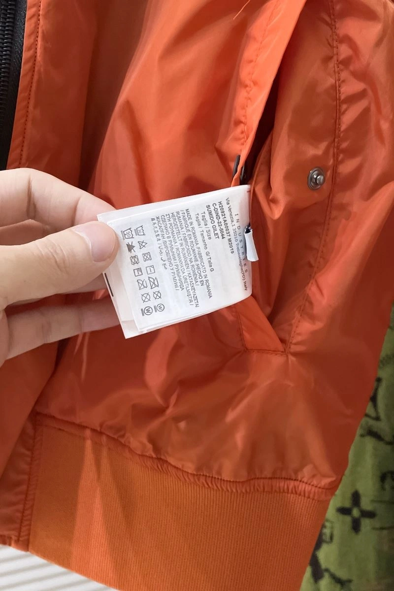 Accurate model Moncler Outwear