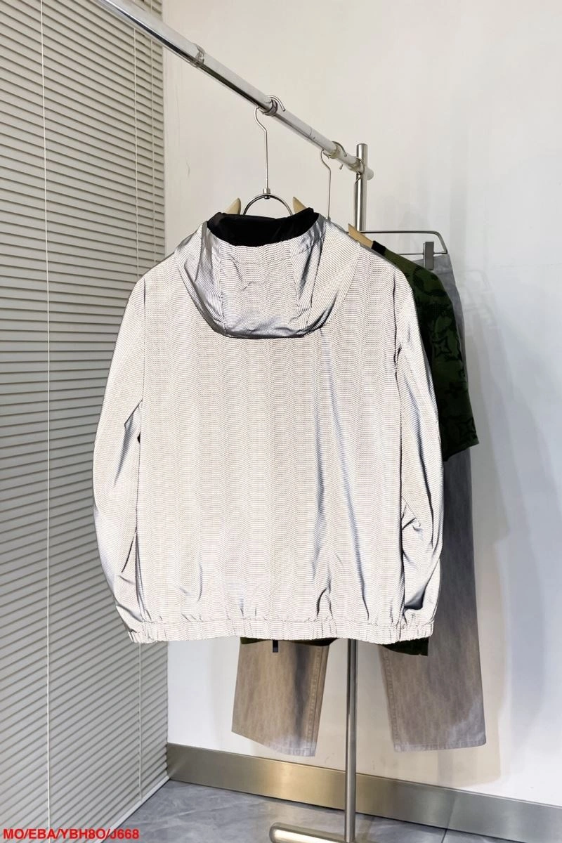 Accurate model Moncler Outwear