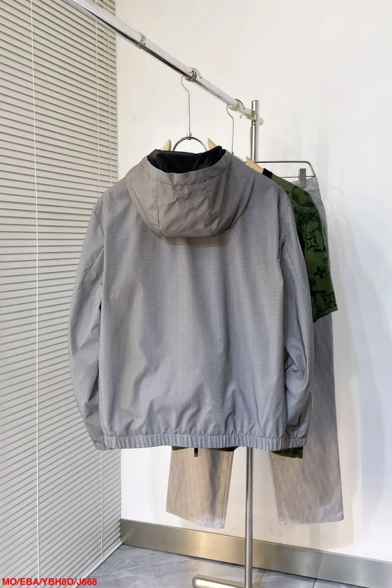 Accurate model Moncler Outwear