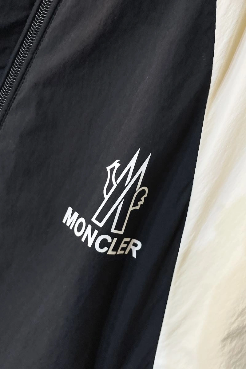 Brand-original Moncler Outwear