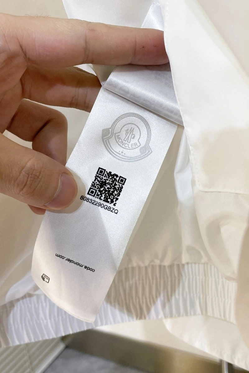 Legit Moncler Outwear