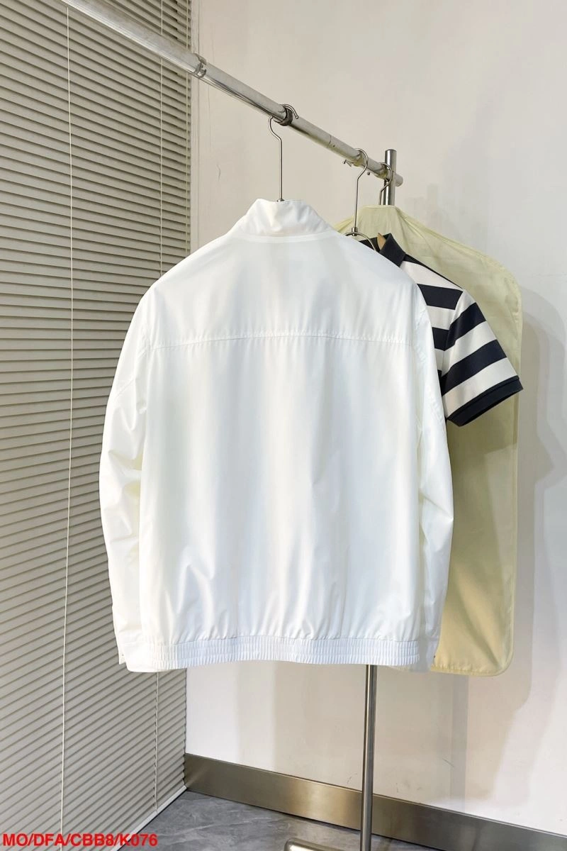 Legit Moncler Outwear