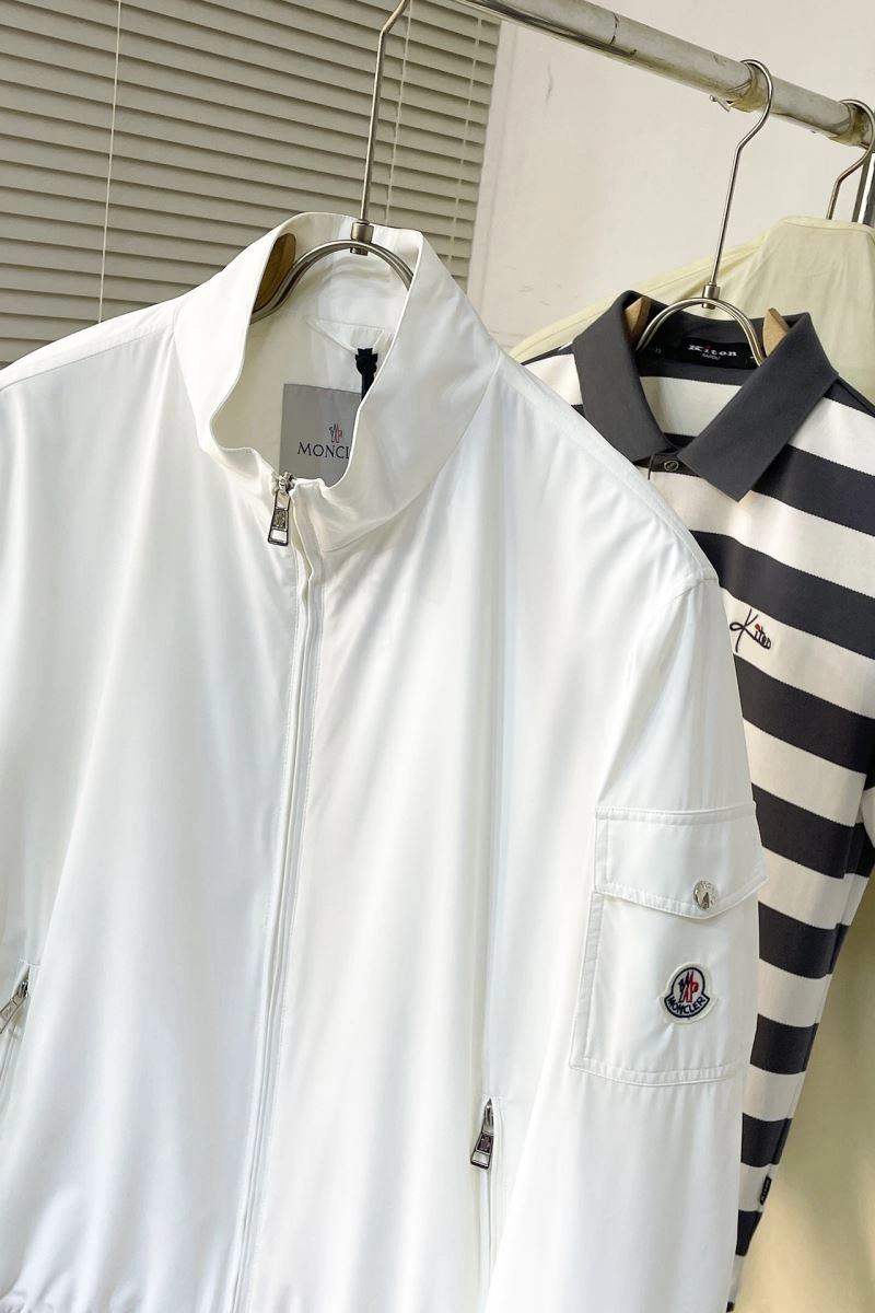 Legit Moncler Outwear