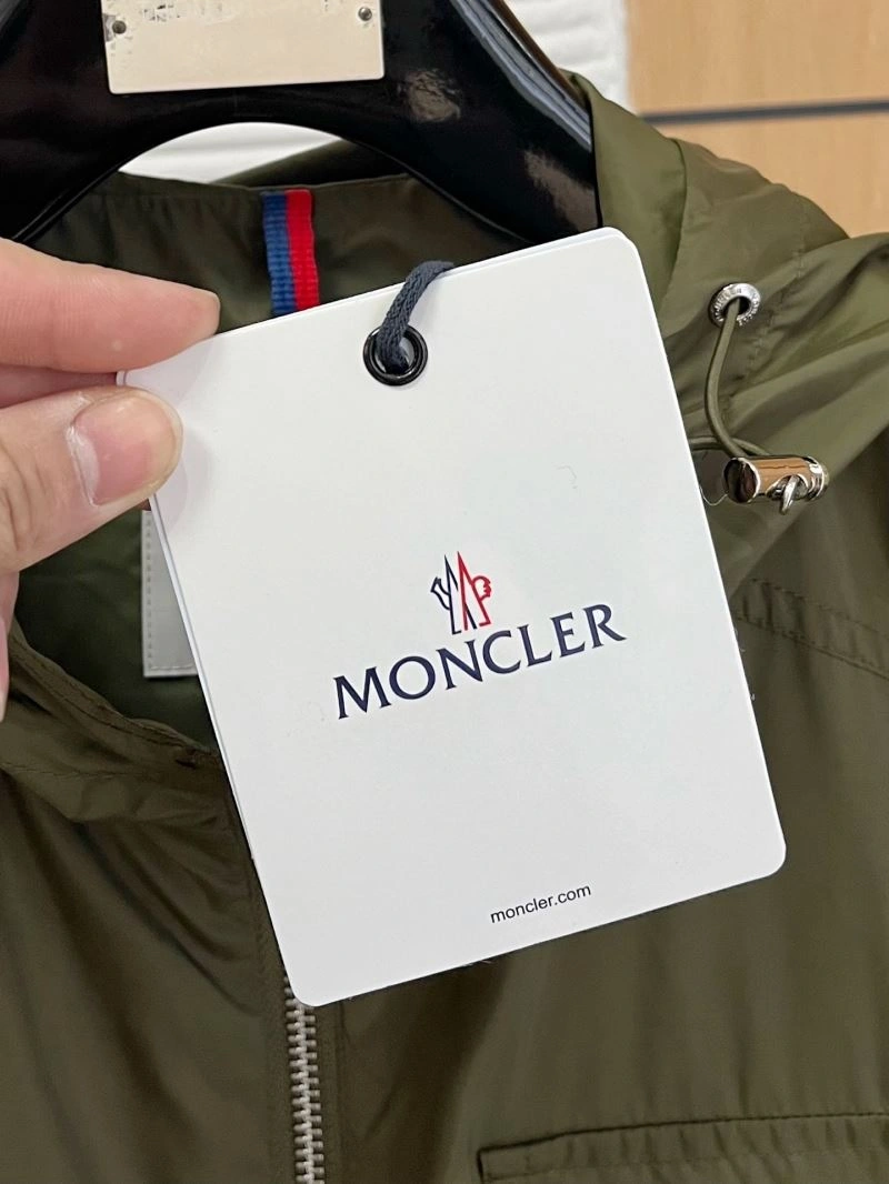 High fidelity Moncler Outwear