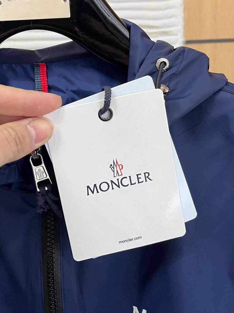 Precise copy Moncler Outwear