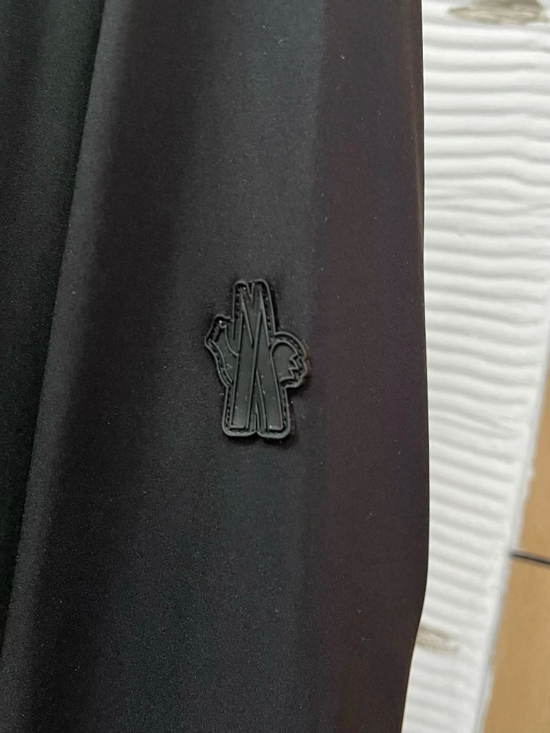 Top mirror Moncler Outwear