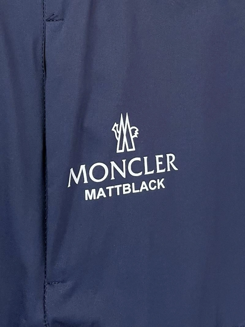 Accurate model Moncler Outwear