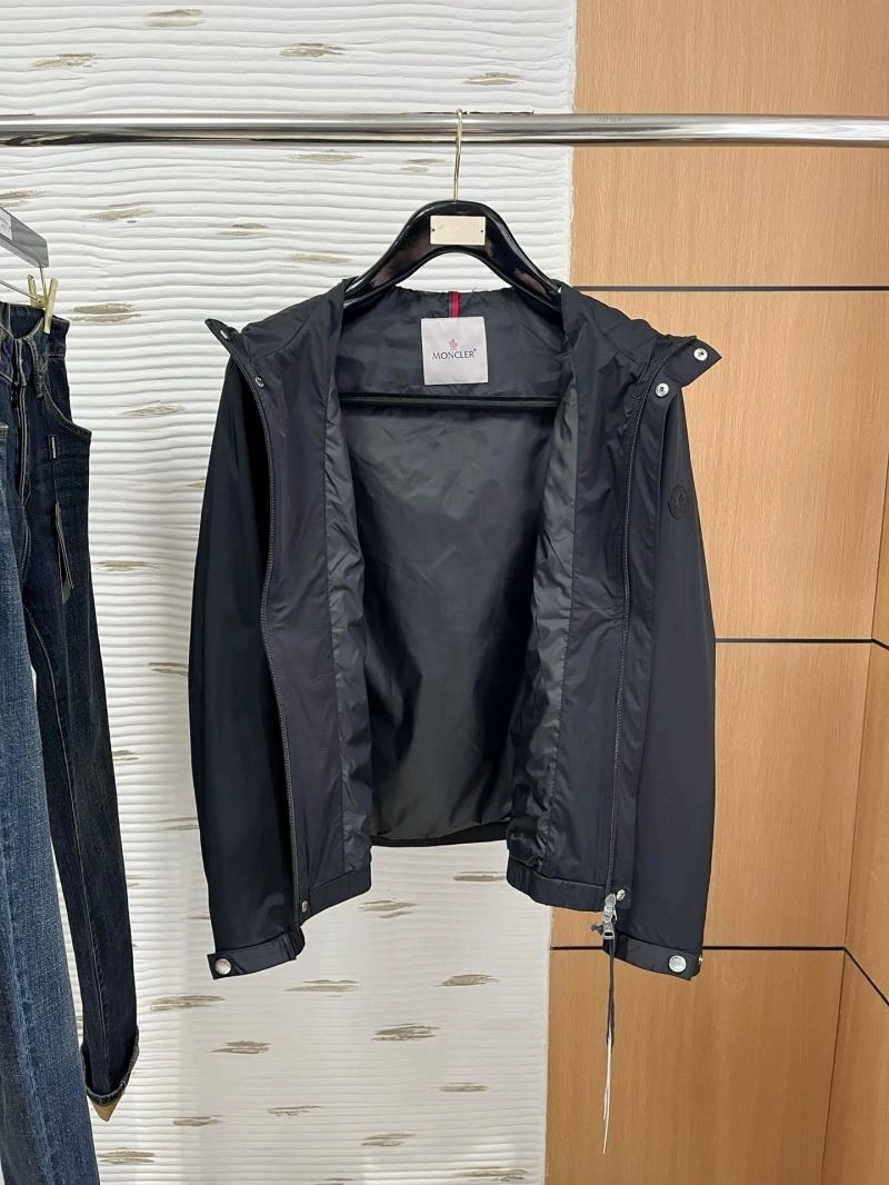 Brand-original Moncler Outwear