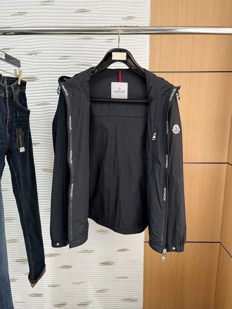 Inexpensive Moncler Outwear