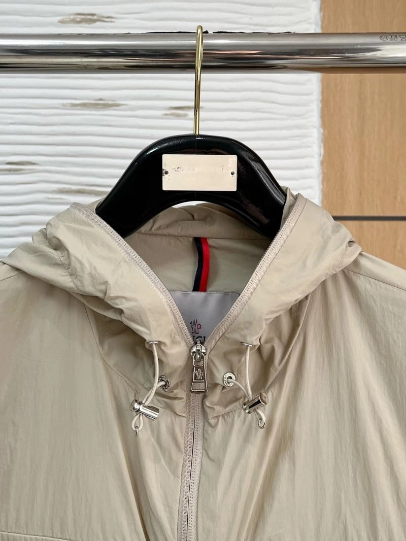 Brand-original Moncler Outwear