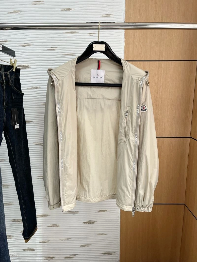 Brand-original Moncler Outwear