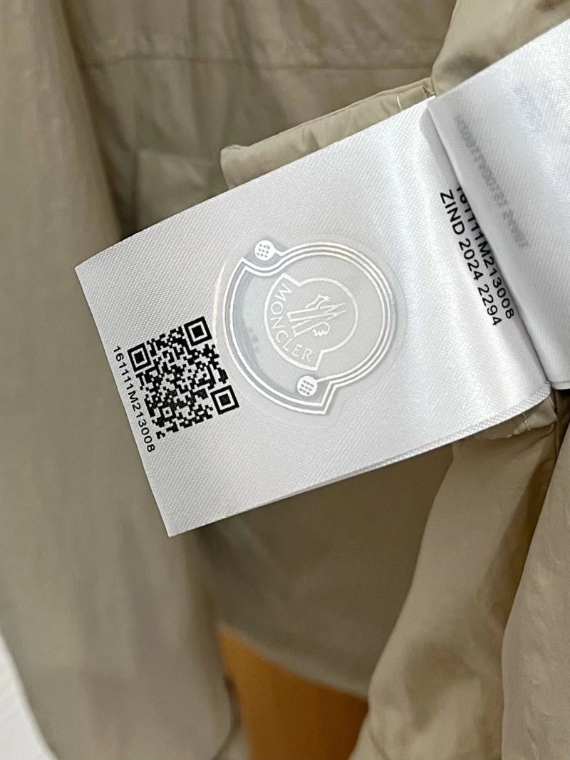 Brand-original Moncler Outwear