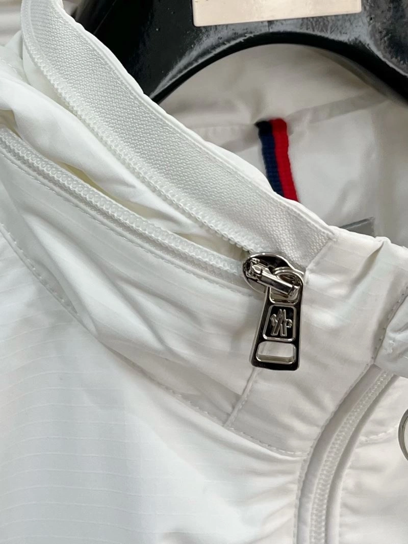 Legit Moncler Outwear