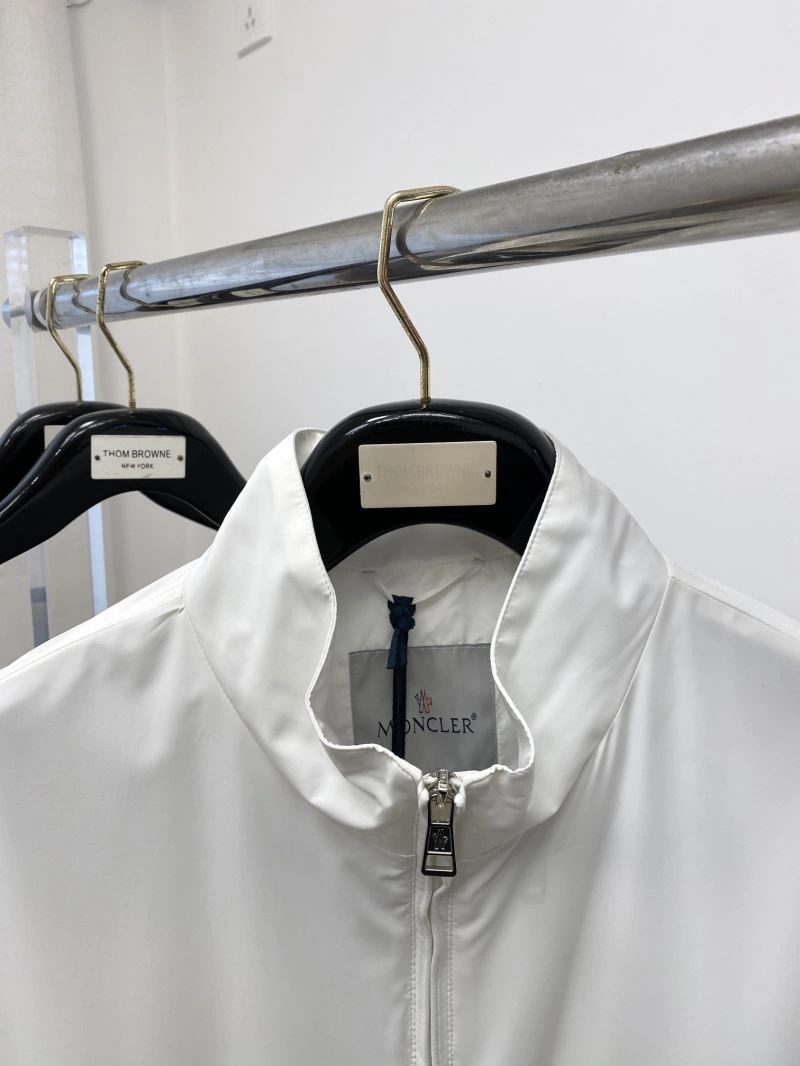 Official Moncler Outwear