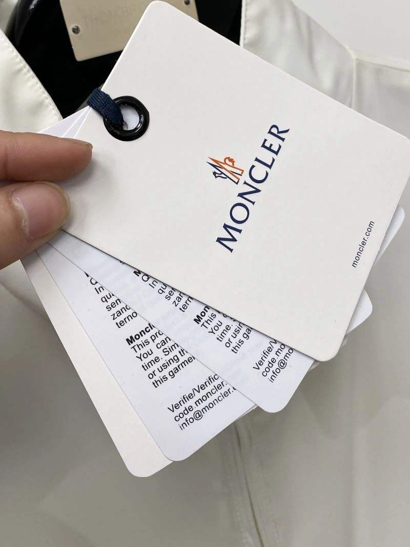 Official Moncler Outwear