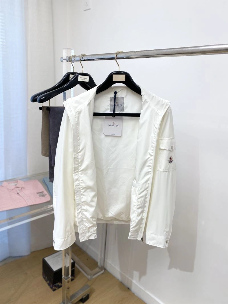 Official Moncler Outwear