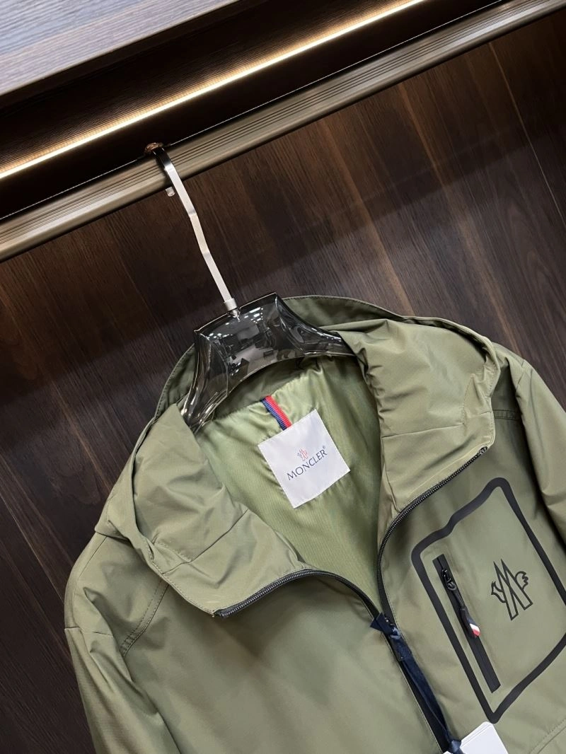 Accurate model Moncler Outwear