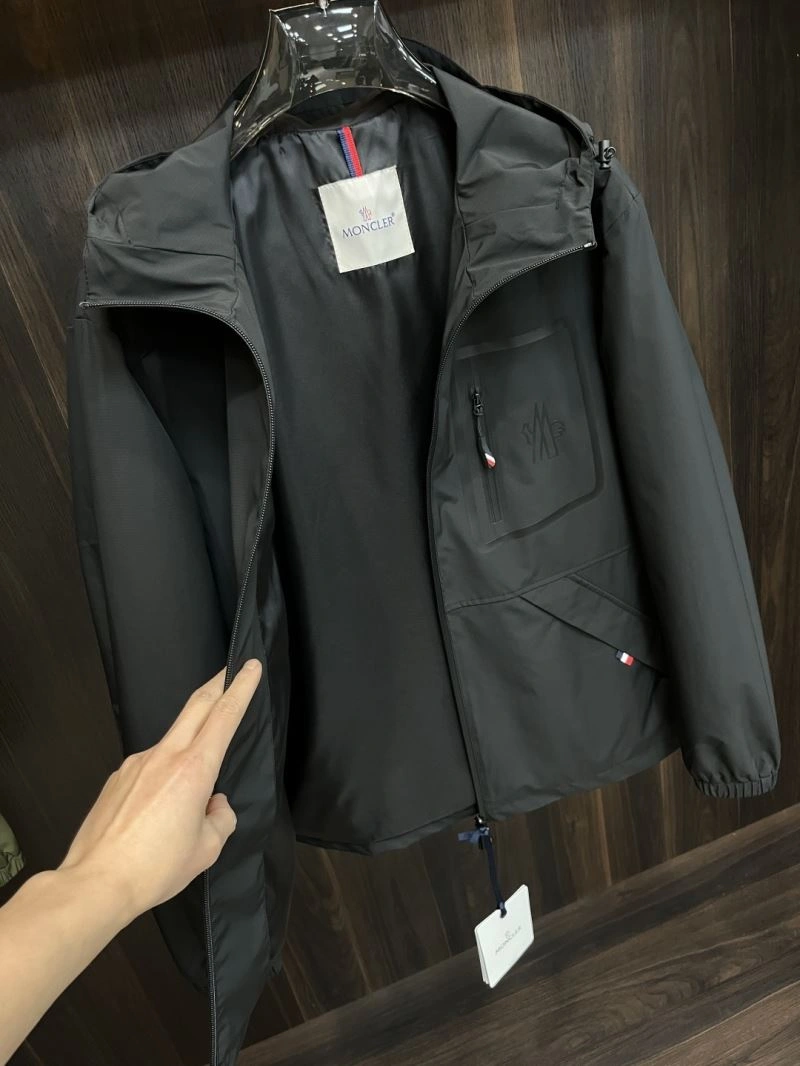 Brand-original Moncler Outwear