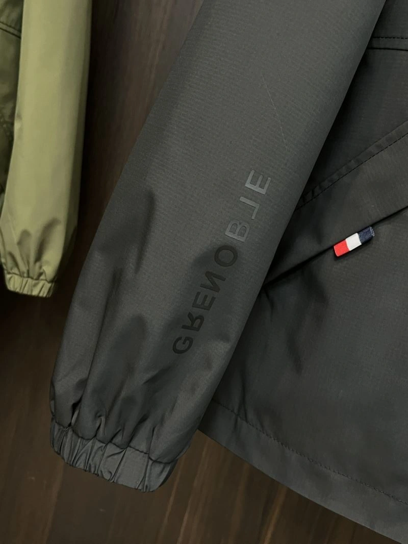 Brand-original Moncler Outwear