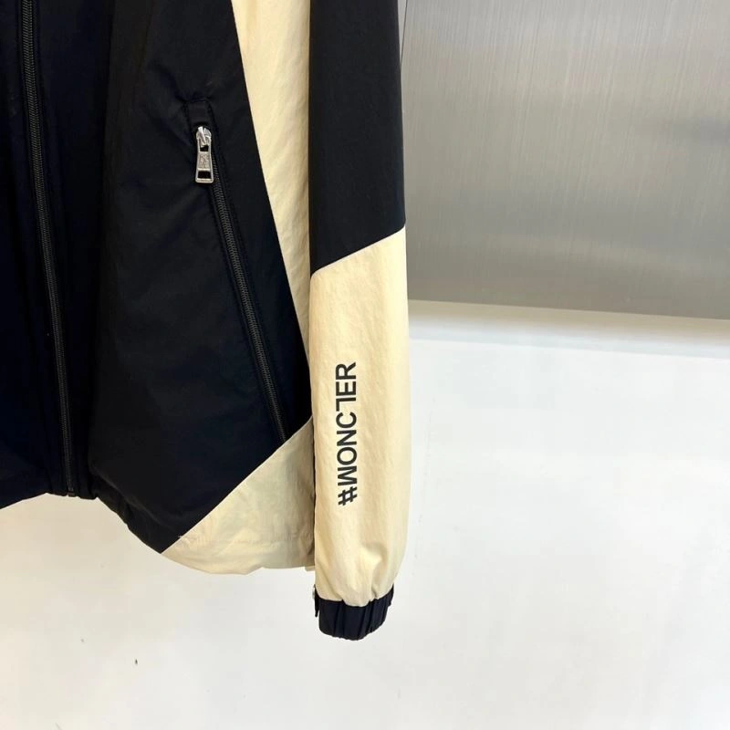 Official Moncler Outwear