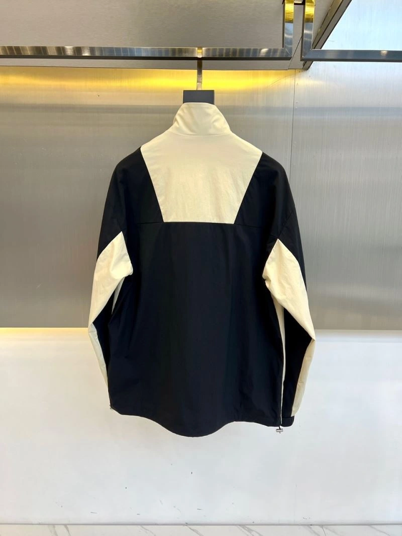 Official Moncler Outwear