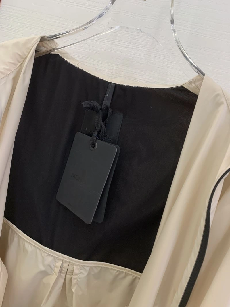 Precise copy Moncler Outwear